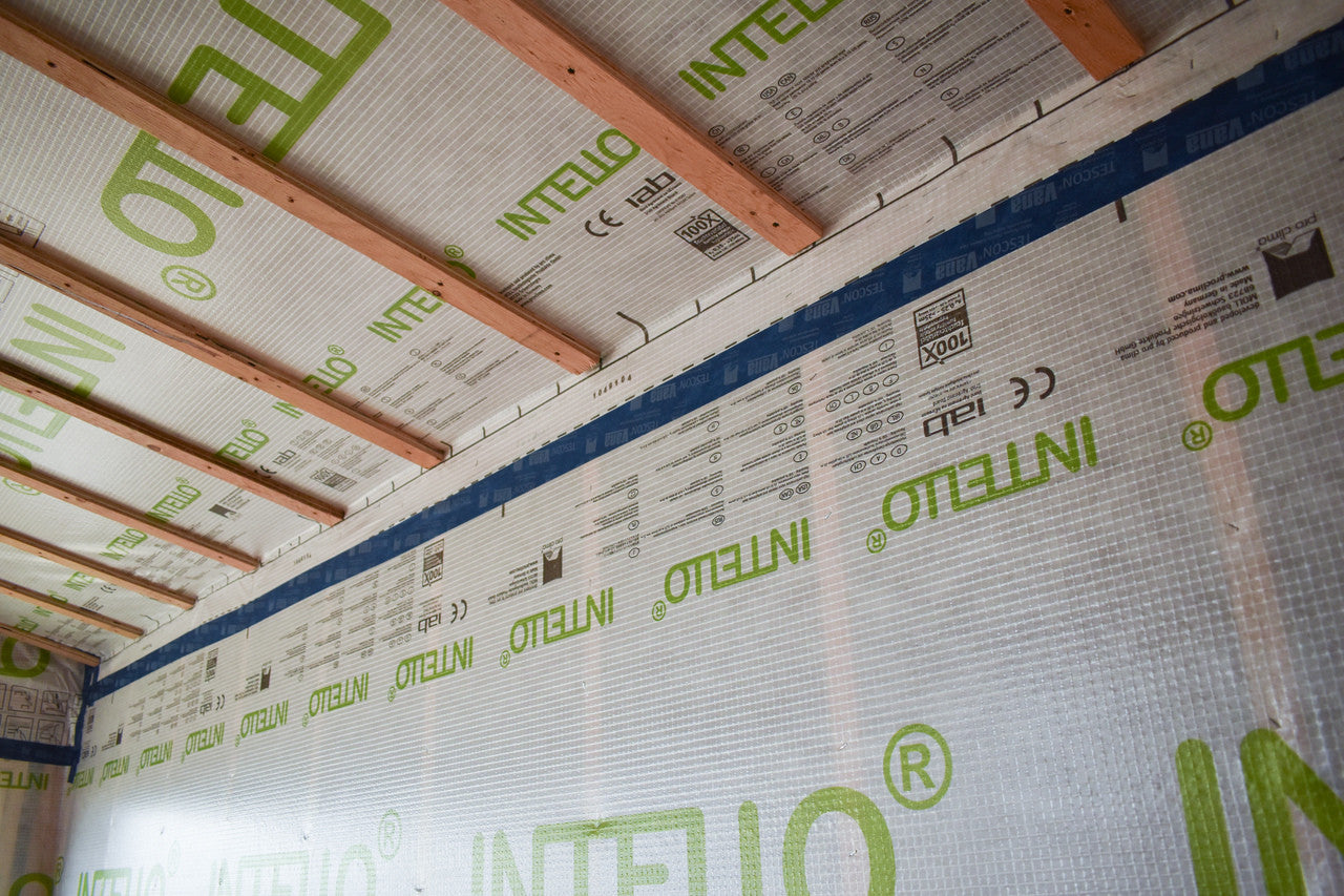 INTELLO PLUS - smart vapor retarder, airtightness layer and densepack ...
